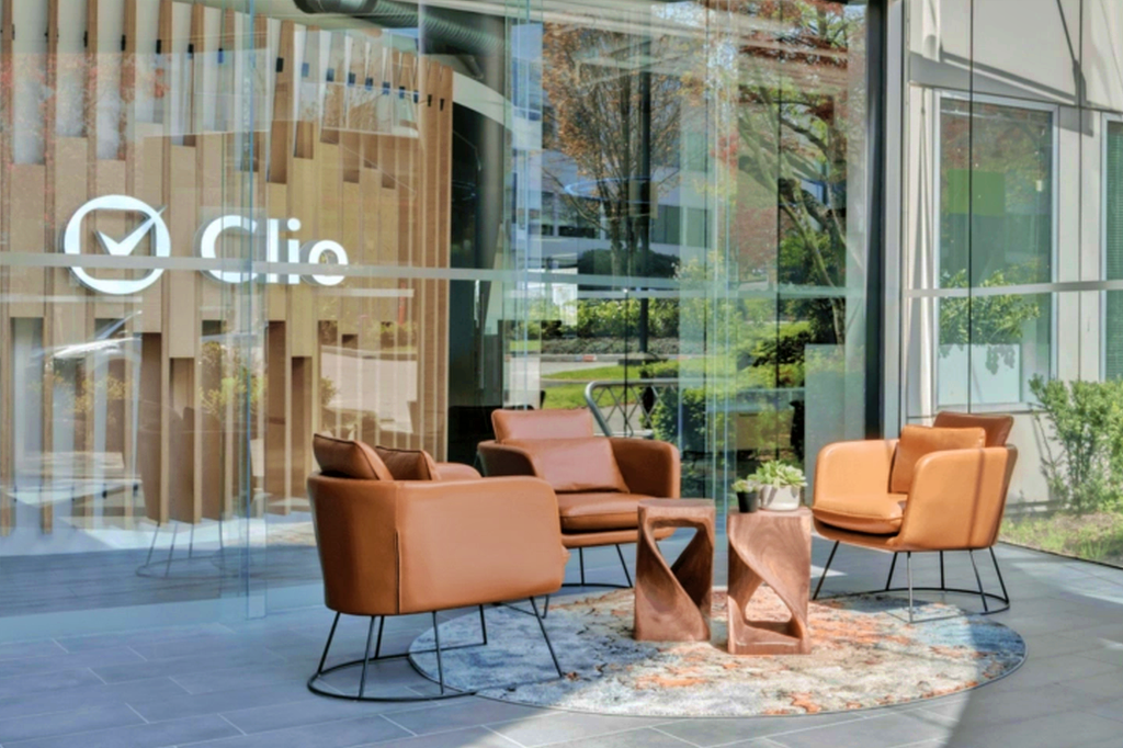 Clio closes $1B vLex acquisition and $500M Series G at $5B Valuation ...